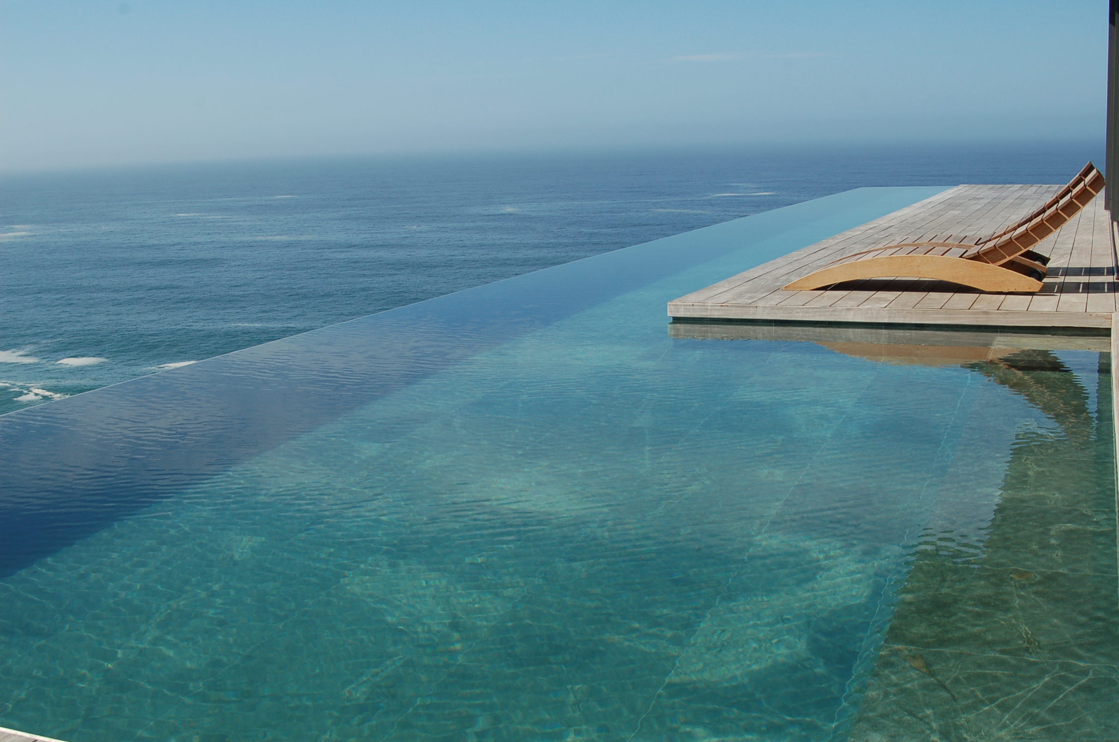 Island Pools - Infinity Pools
