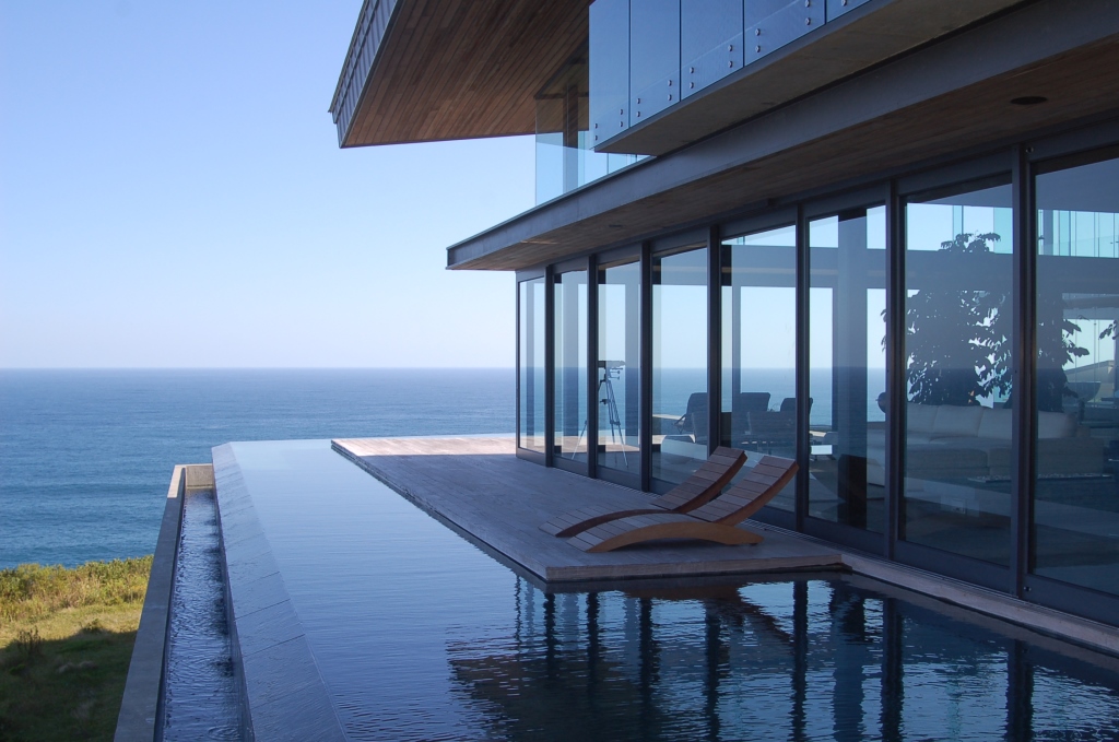 Island Pools - Infinity Pools